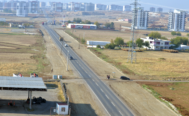 YOL, 40 METRE GENİŞLEYECEK - BATMAN ÇAĞDAŞ GAZETESİ