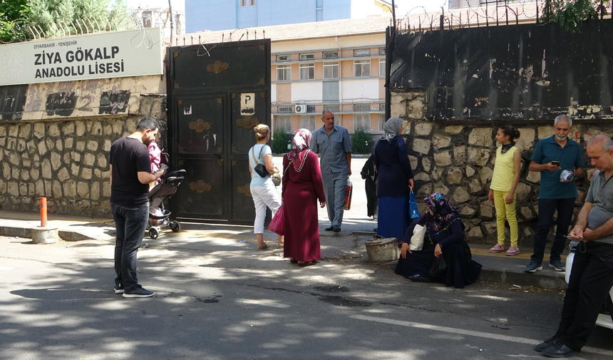 SON DAKİKADA SINAVA YETİŞTİLER - Batman Haber, Son Dakika - Batman ...